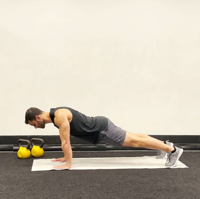 5 Bodyweight Back Exercises for Better Posture | Runner's World ...