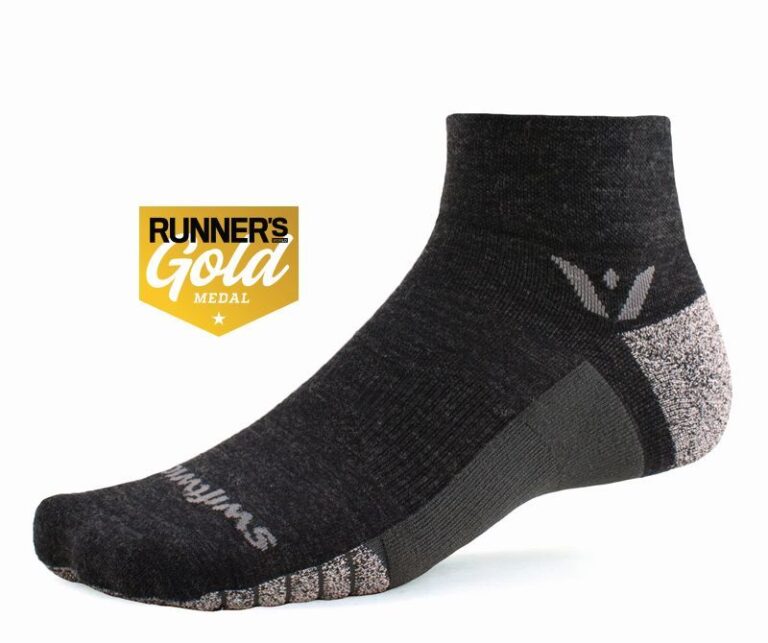 The Best and Most Comfortable Running Socks | Runner's World Australia ...