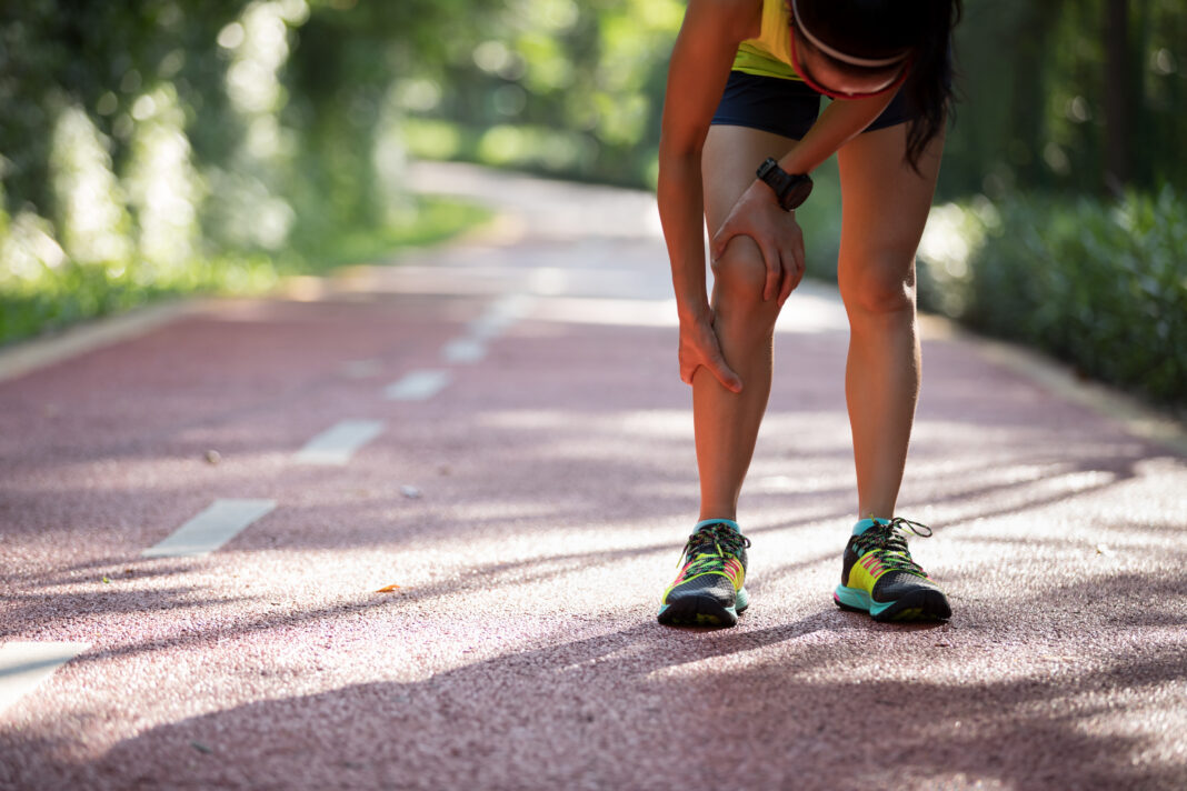 IT Band Syndrome Explained, Including Symptoms, Prevention, and ...